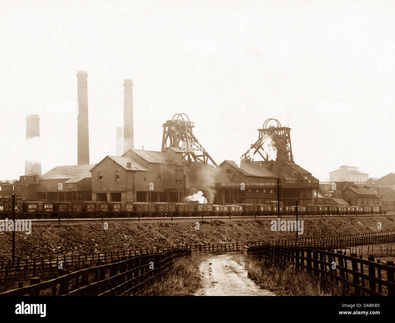 Wath main colliery hi-res stock photography and images - Alamy