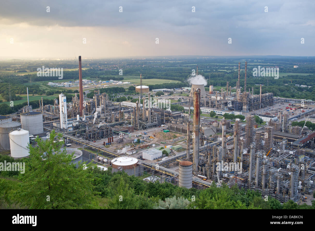 Refinery bp gelsenkirchen hi-res stock photography and images - Alamy