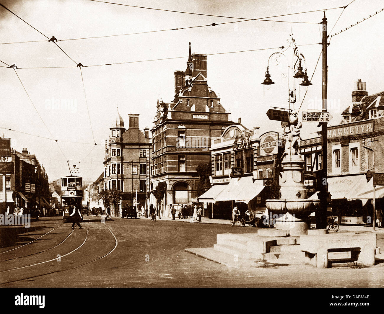 Enfield Town early 1900s Stock Photo - Alamy