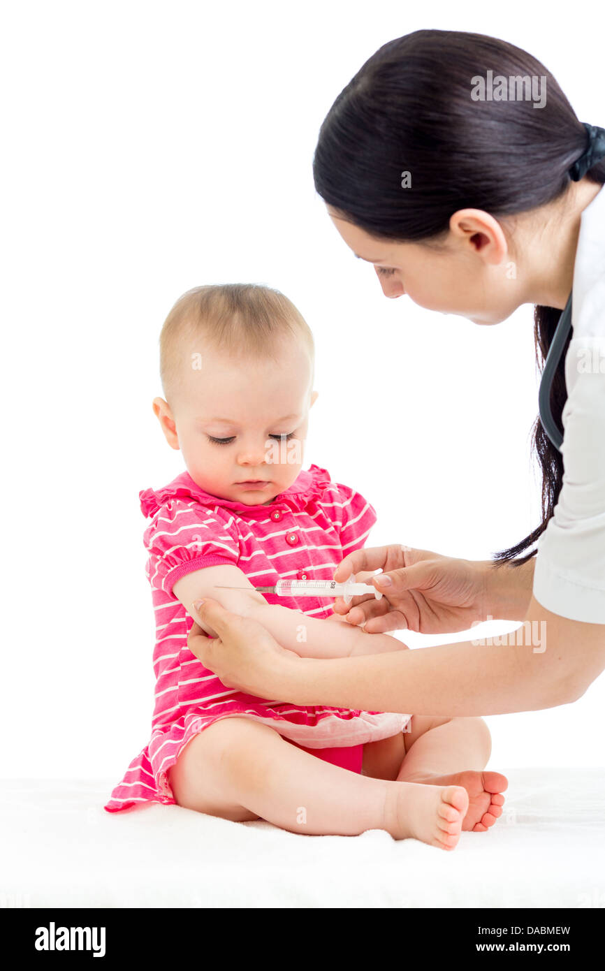 Doctor injection baby hi-res stock photography and images - Alamy