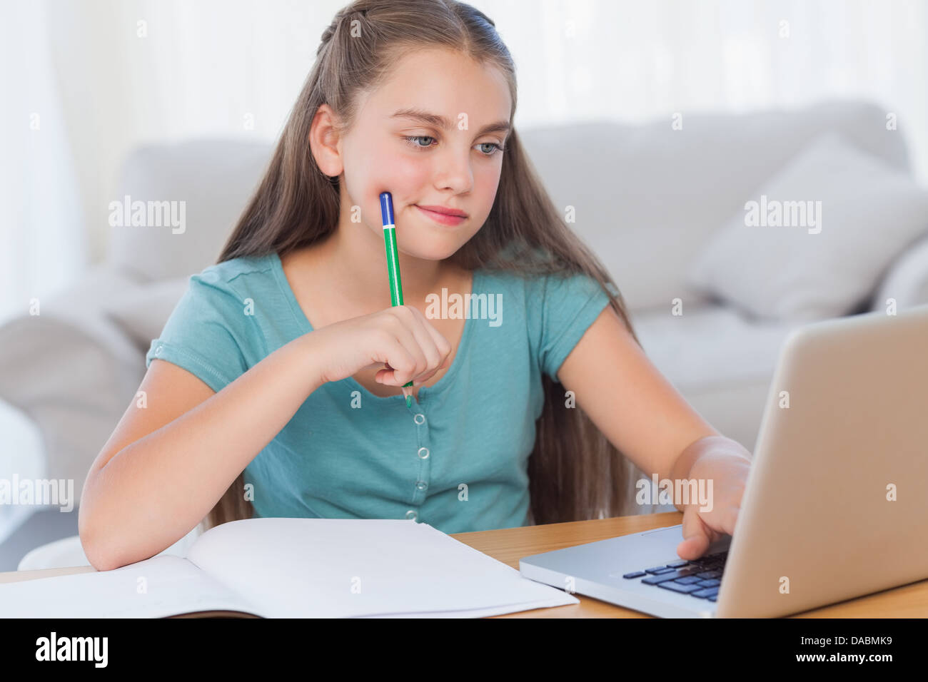 Girl education schoolwork homework hi-res stock photography and images ...