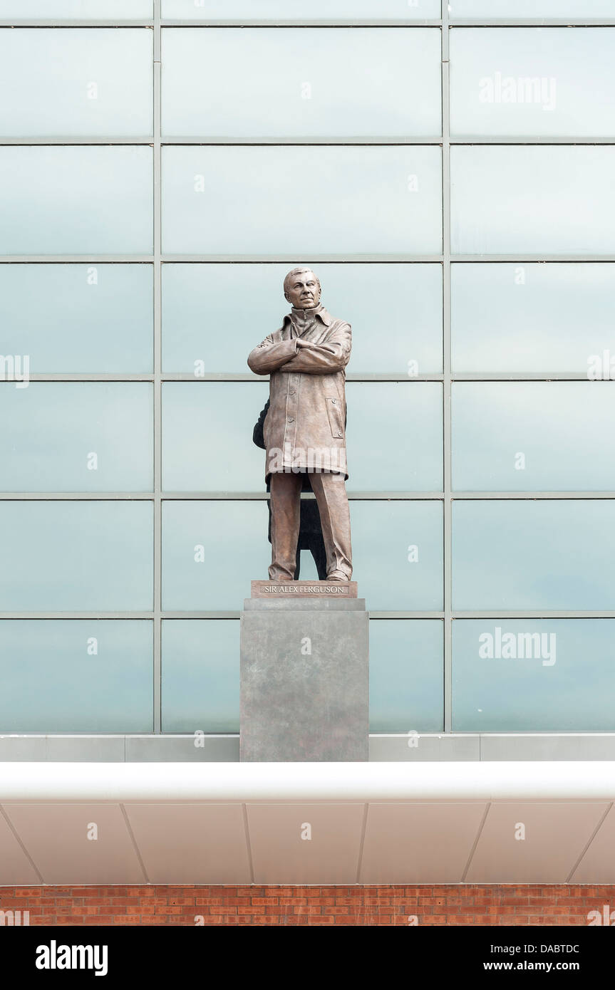 Sir Alex Ferguson statue, Manchester United Football Ground, UK Stock ...