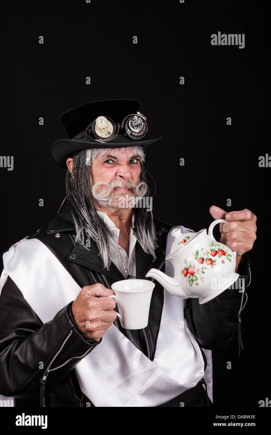 American Steampunk entertainer and Steampunk celebrity, Montague ...