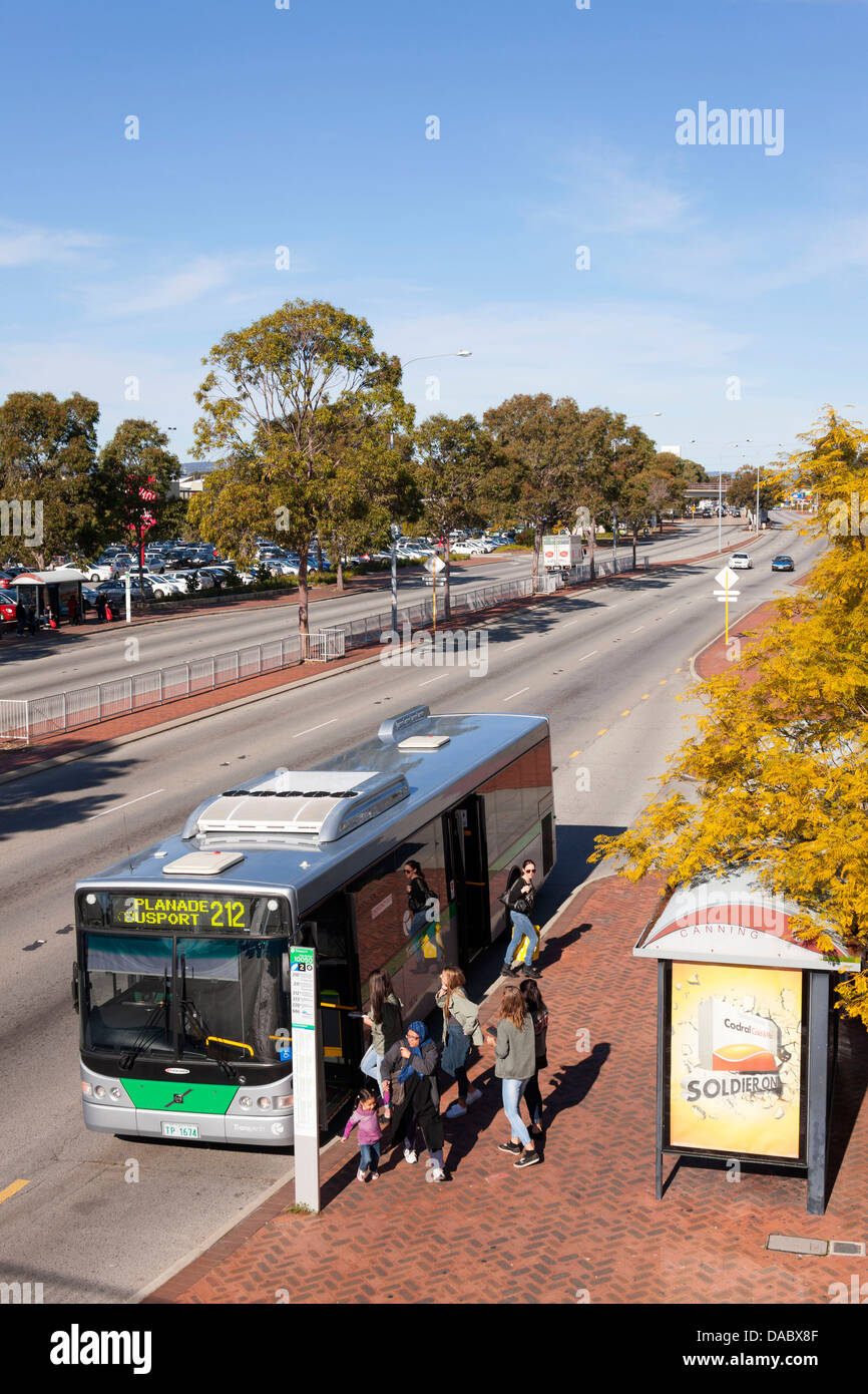 Boarding and alighting hi-res stock photography and images - Alamy
