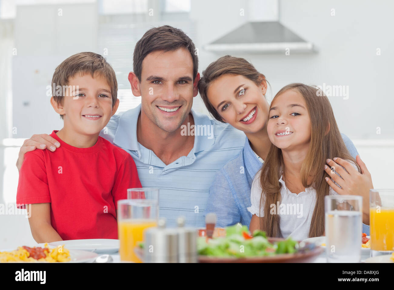 Cute and family hi-res stock photography and images - Alamy
