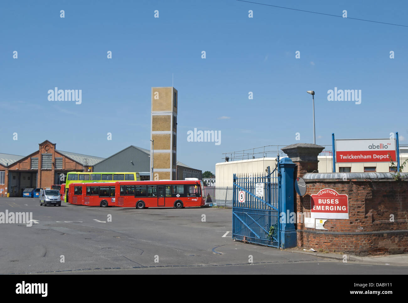 Bus depot uk hi-res stock photography and images - Alamy