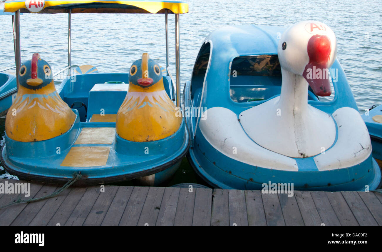Amusement park ride boat hi-res stock photography and images - Alamy