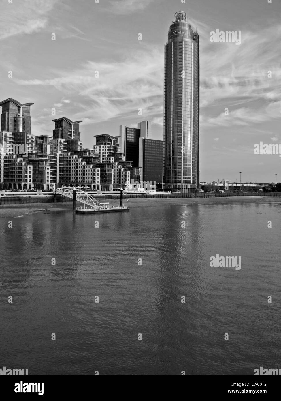 View of the Vauxhall Tower (St George Wharf Tower) showing St. George's ...