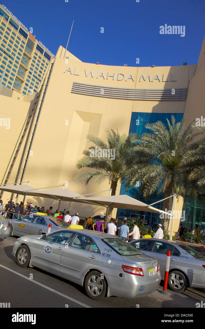 Al Wahda Mall and taxis, Abu Dhabi, United Arab Emirates, Middle East ...