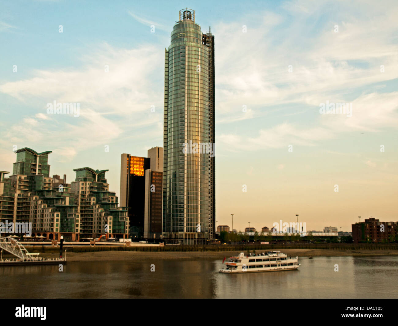 View of the Vauxhall Tower (St George Wharf Tower) showing St. George's ...