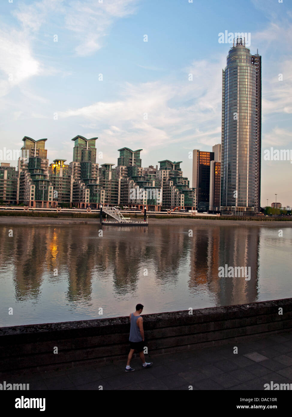 View of the Vauxhall Tower (St George Wharf Tower) showing St. George's ...