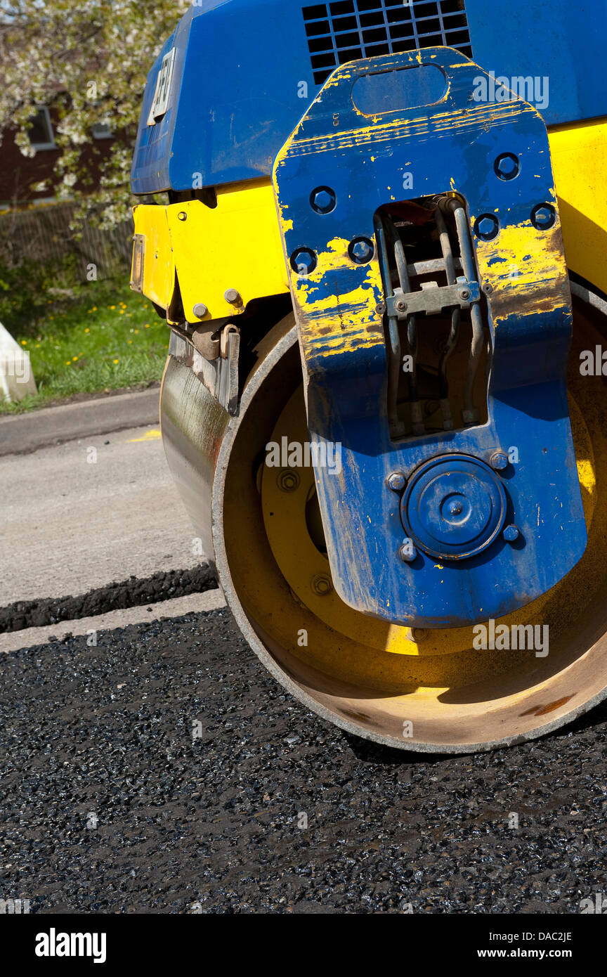 Tarmac roller hi-res stock photography and images - Alamy