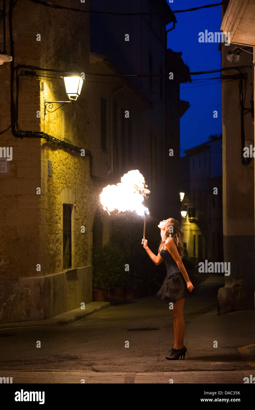 Female fire eaters performing hi-res stock photography and images - Alamy