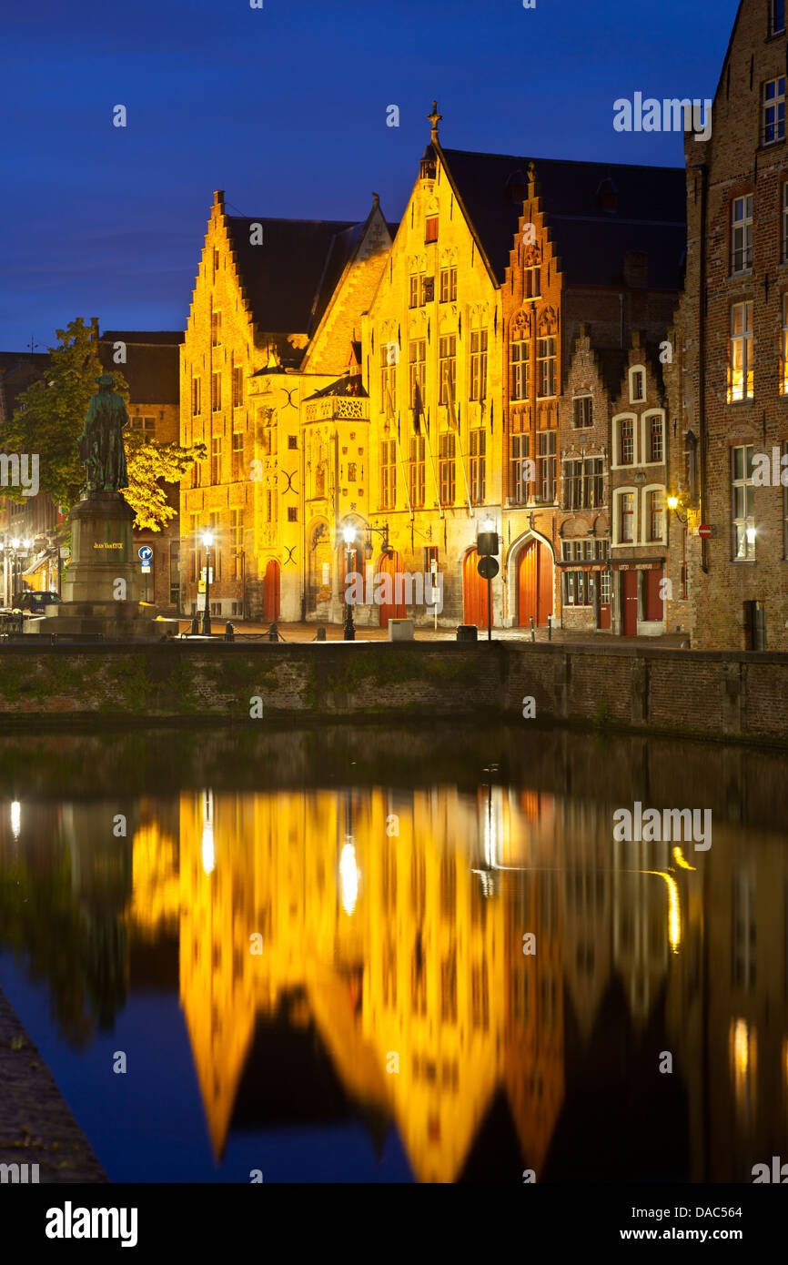 Toll house hi-res stock photography and images - Alamy