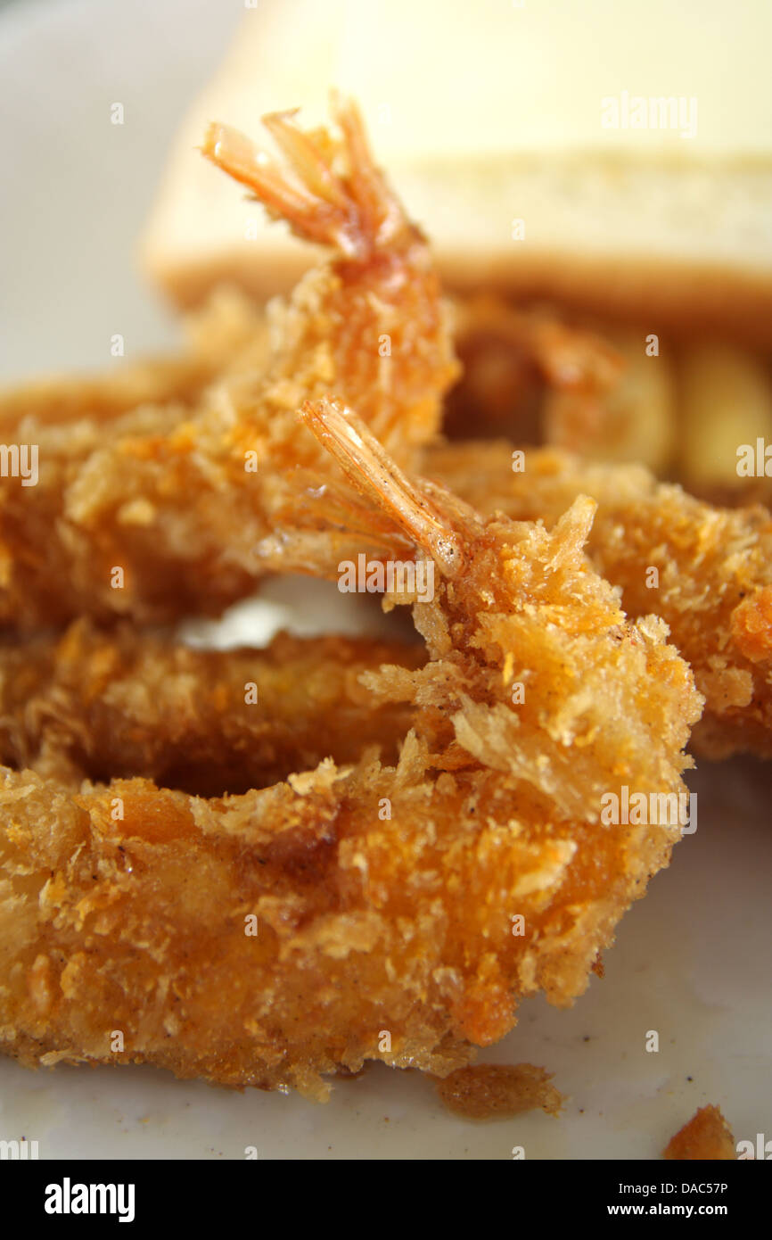 Shrimp plate hi-res stock photography and images - Alamy