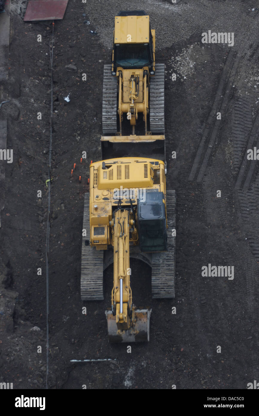 Construction site heavy equipment hi-res stock photography and images ...