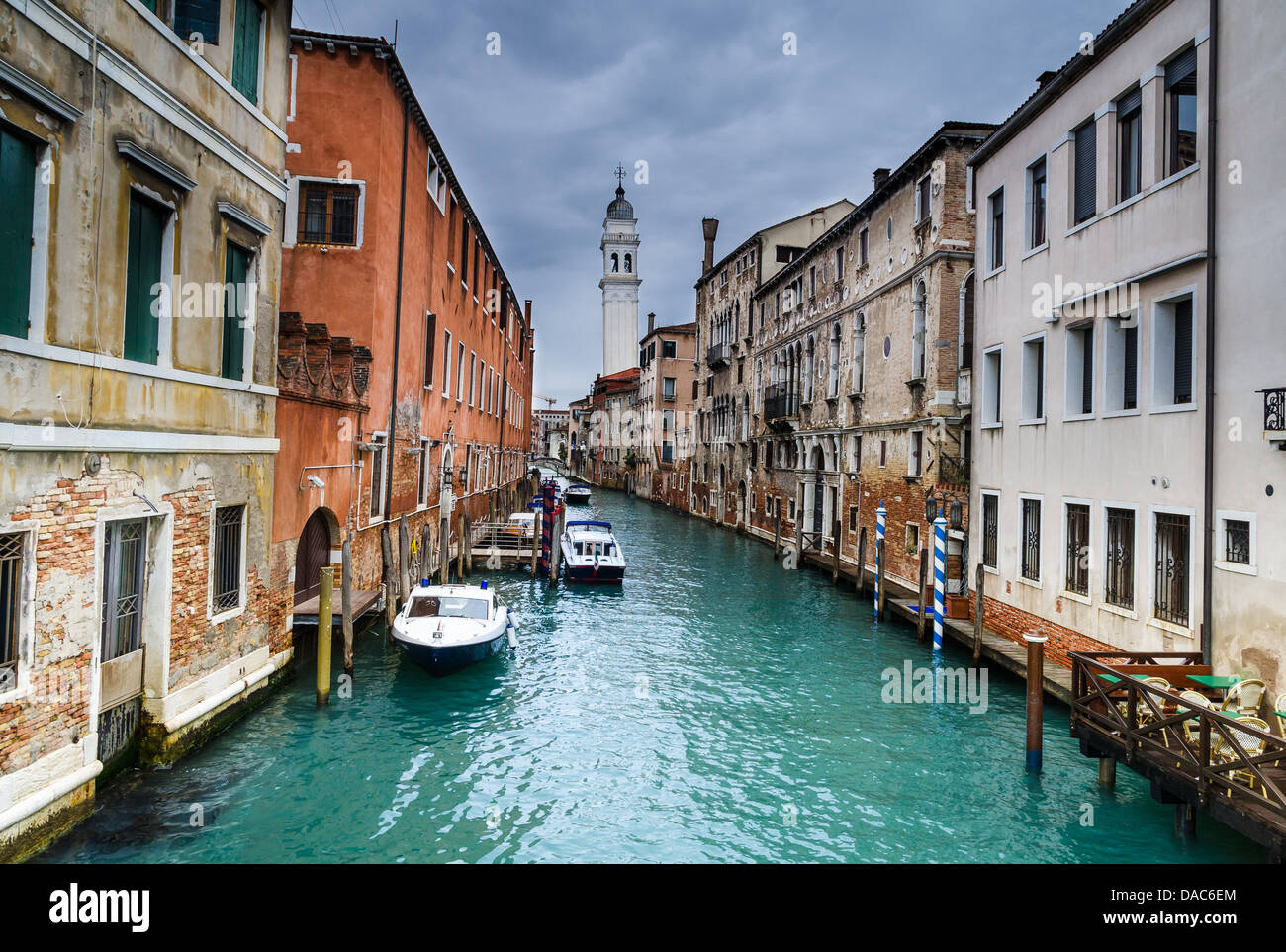 Venice water channel, beautiful medieval mediterranean city of Italy ...