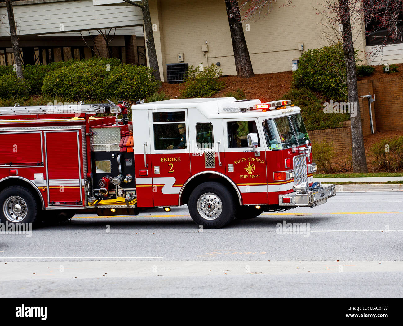 Firetruck Driving Stock Photos & Firetruck Driving Stock Images - Alamy
