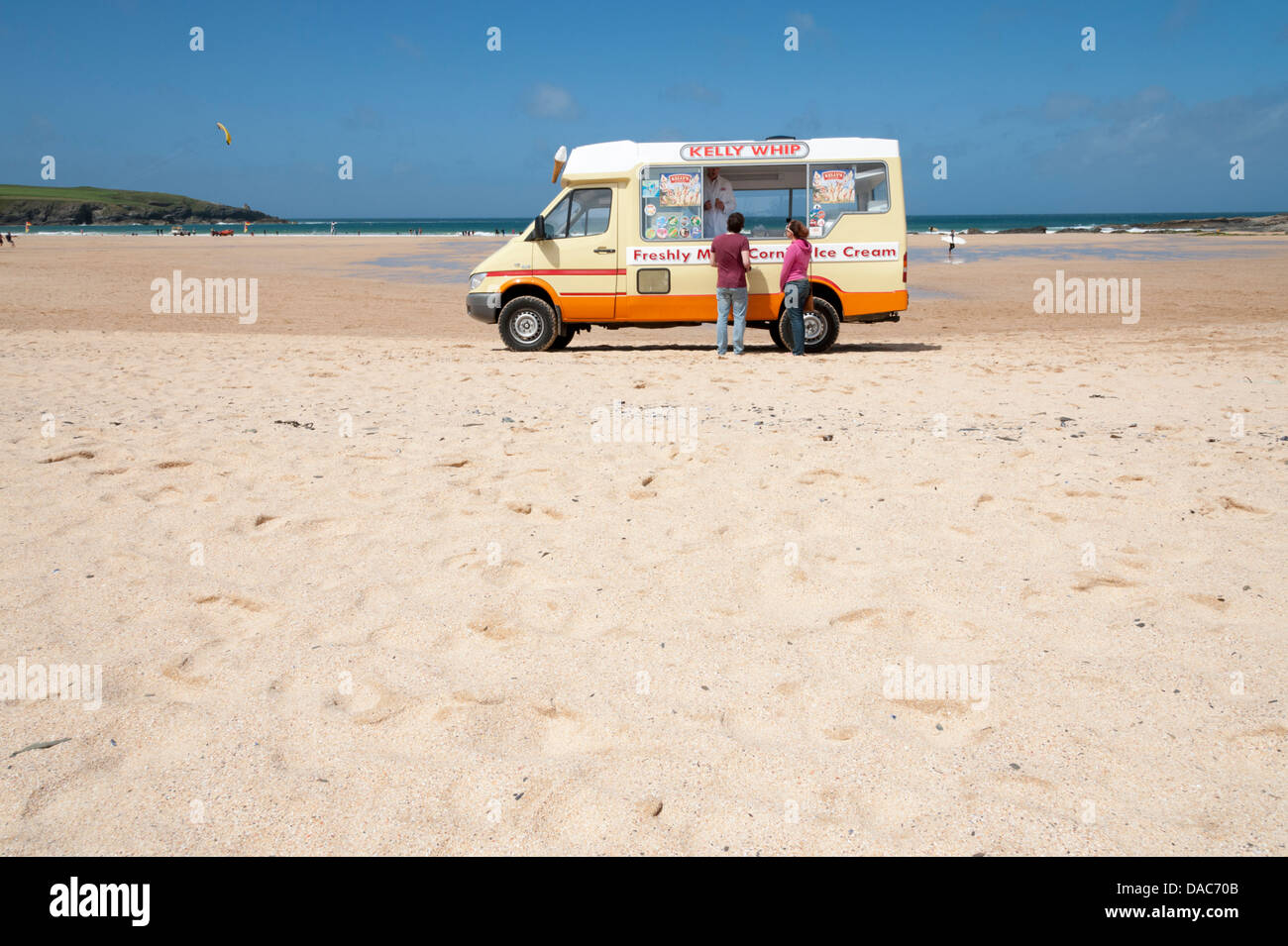 Kellys cornish ice cream van hi-res stock photography and images - Alamy