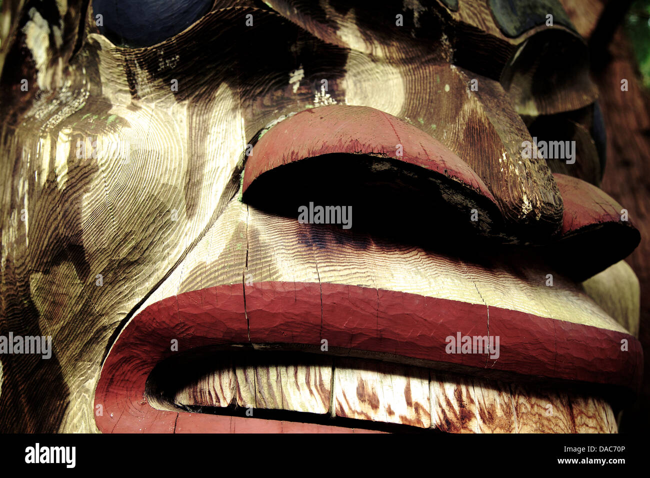 Tribal ritual totem hi-res stock photography and images - Alamy