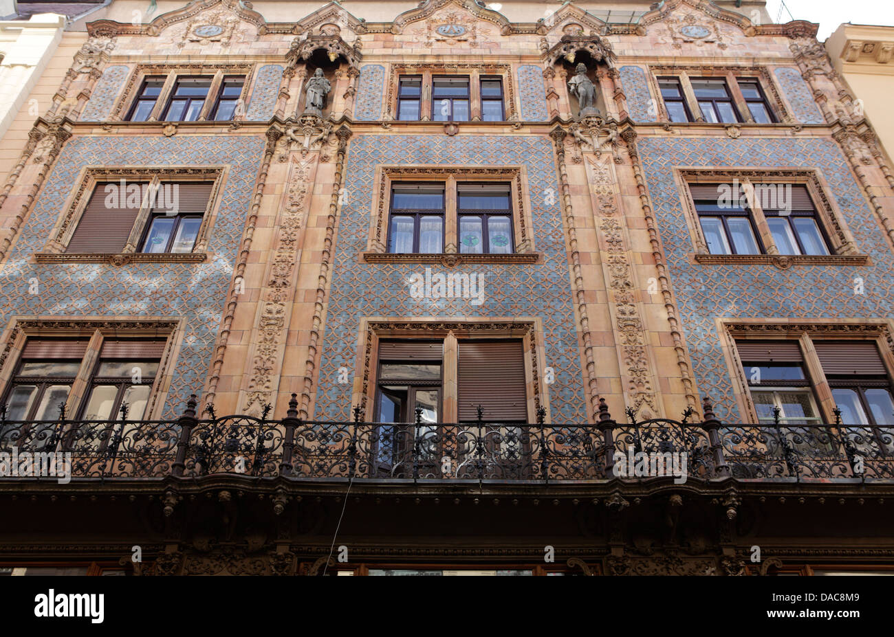 Shopping street budapest hi-res stock photography and images - Alamy