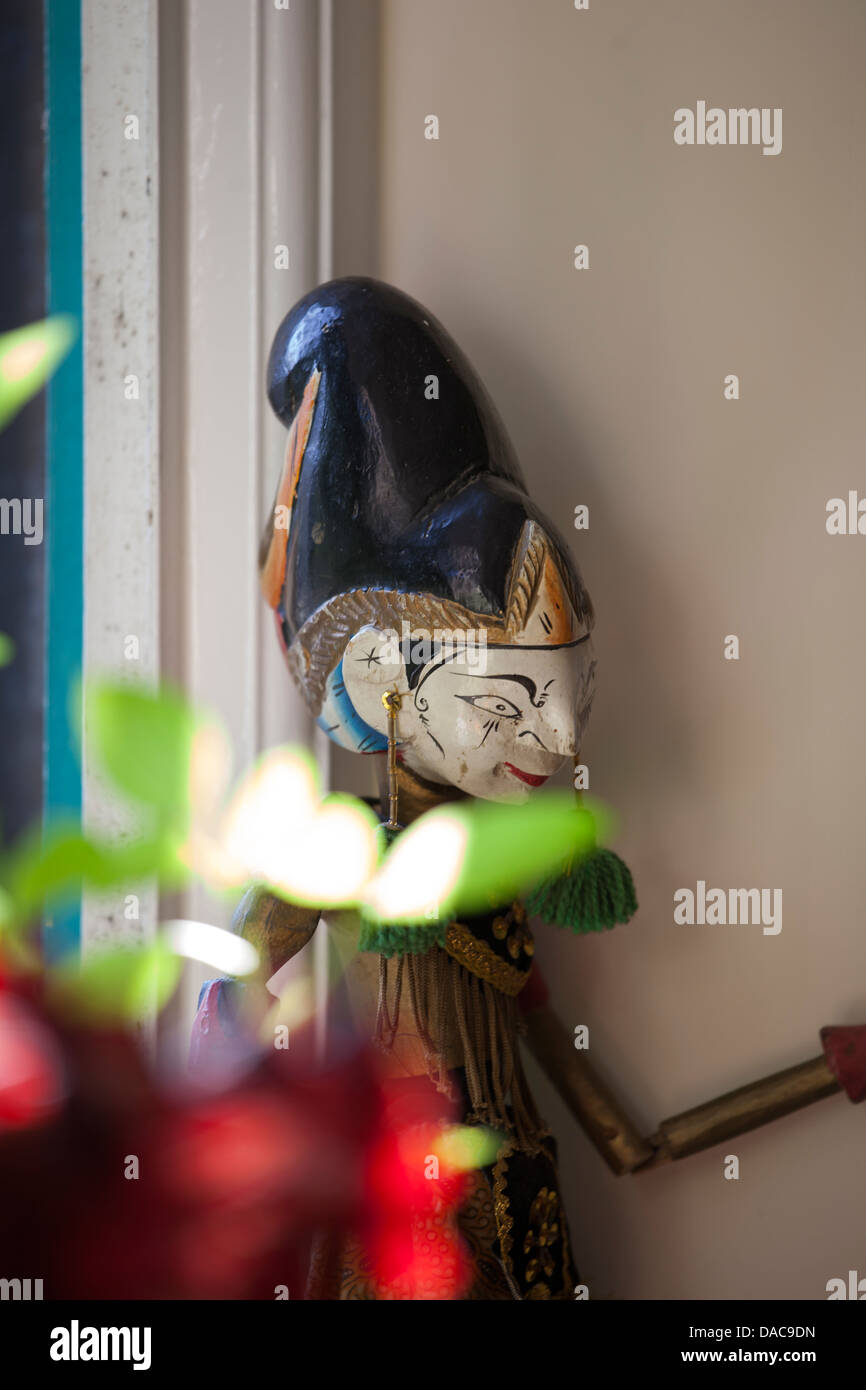 Puppet with hat hi-res stock photography and images - Alamy