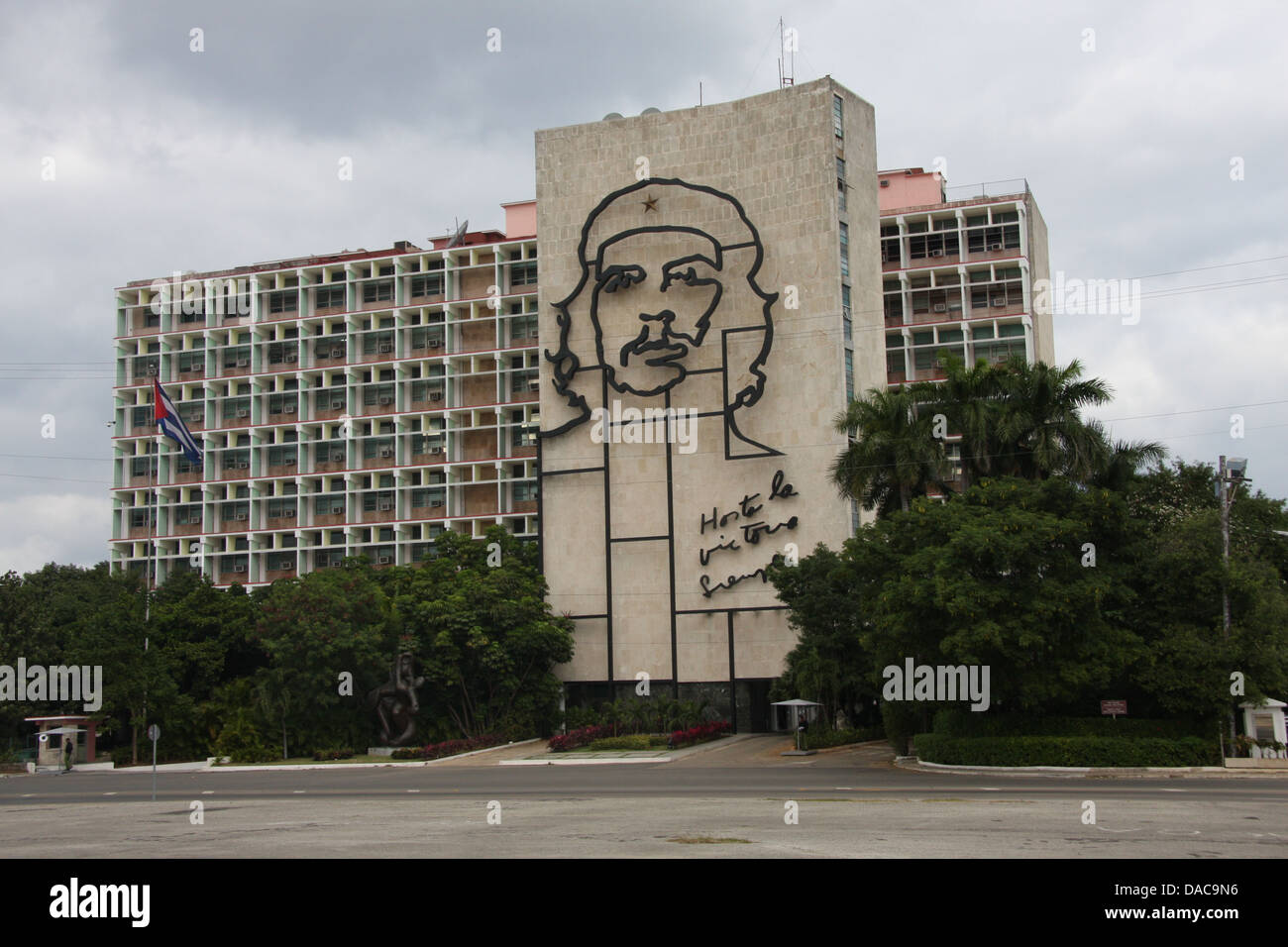 Che Guevara memorial, Ministry of the Interior Building, Plaza de la ...