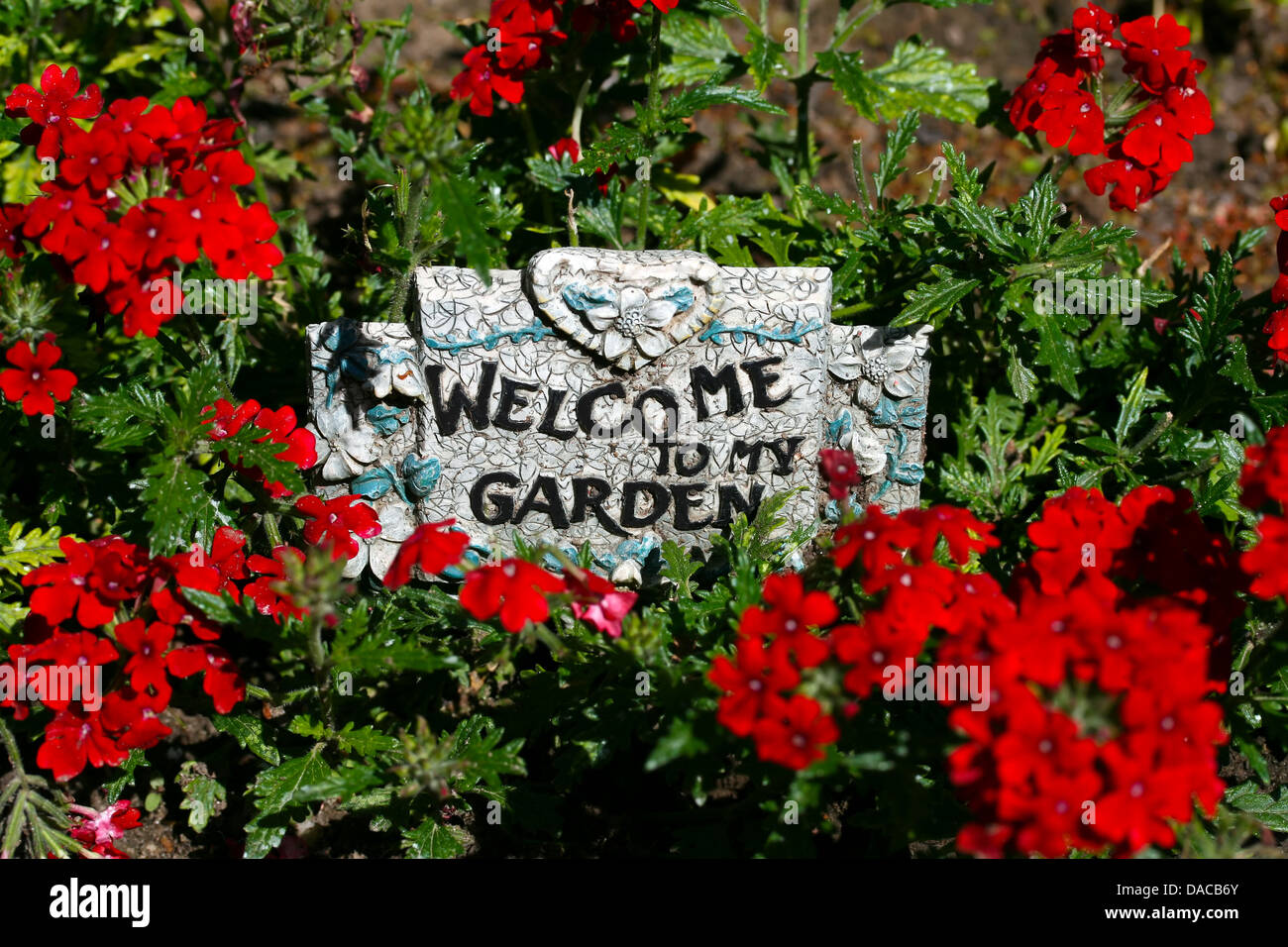 Welcome red hi-res stock photography and images - Alamy