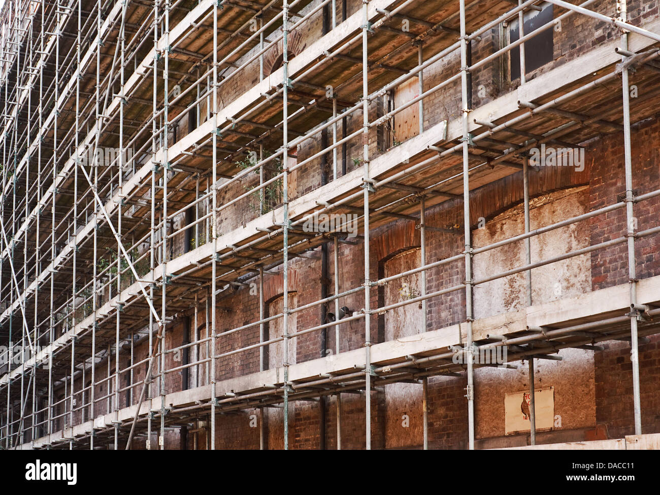 Scaffolding Old Building High Resolution Stock Photography and Images ...