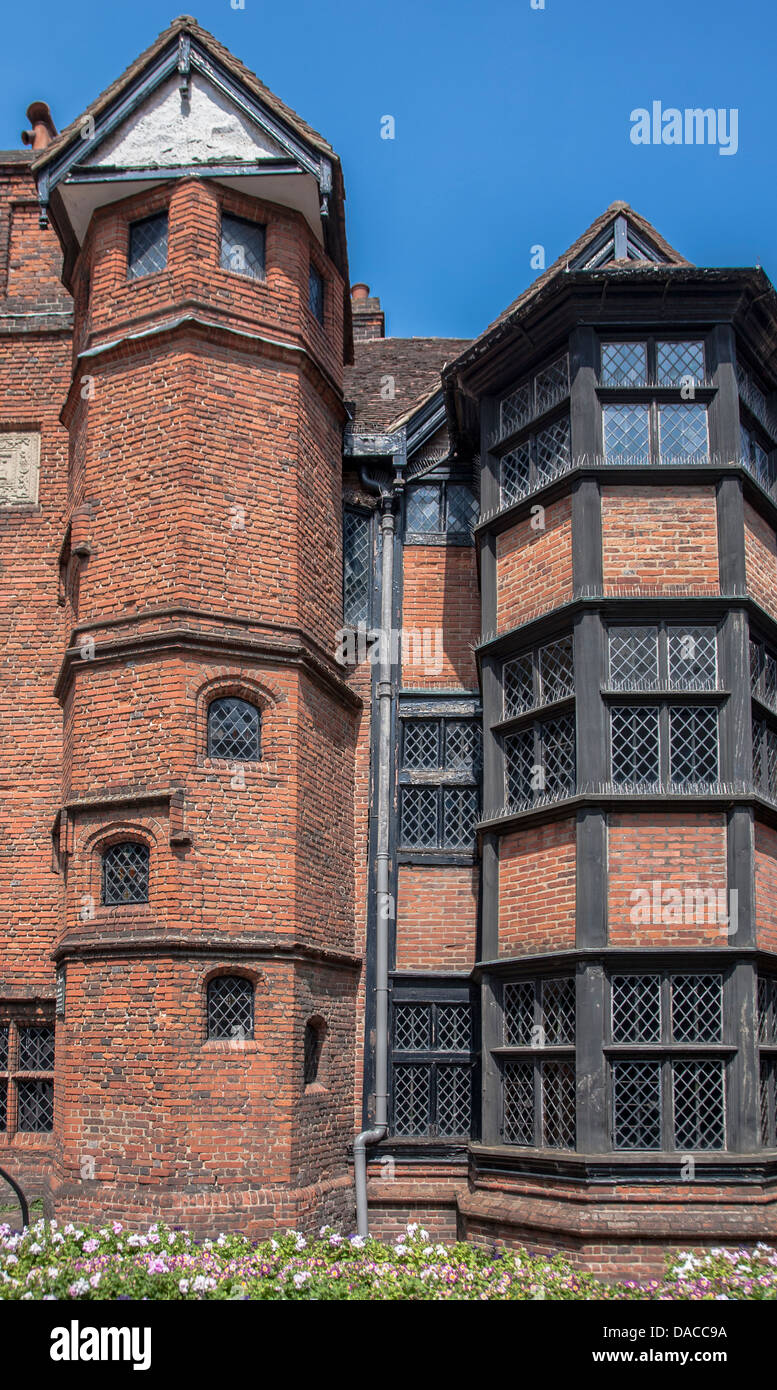Facade of traditional house in Kent, England, United Kingdom, Great ...