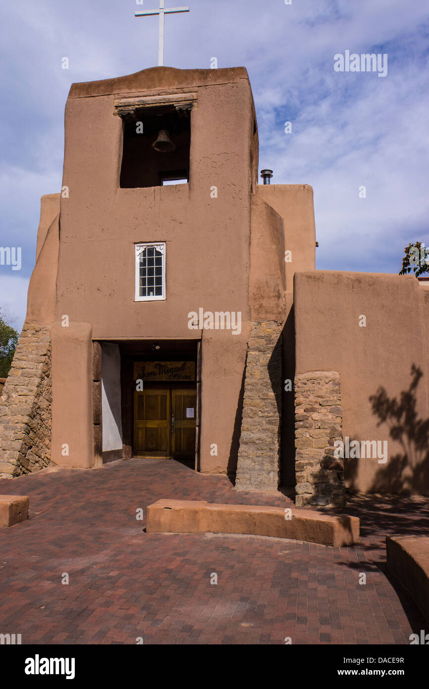 San Miguel Church In Santa Fe New Mexico Oldest Church In In USA Stock san-miguel-church-in-santa-fe-new-mexico-oldest-church-in-in-usa-stock