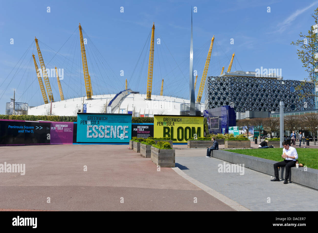 O2 arena london cable car hi-res stock photography and images - Alamy
