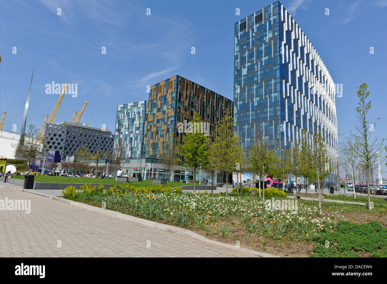 Modern buildings in Peninsula Square near O2 Arena, Greenwich, London ...