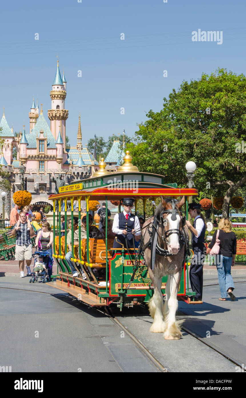Horse tram ride Main street magic kingdom Disneyland, Anaheim ...
