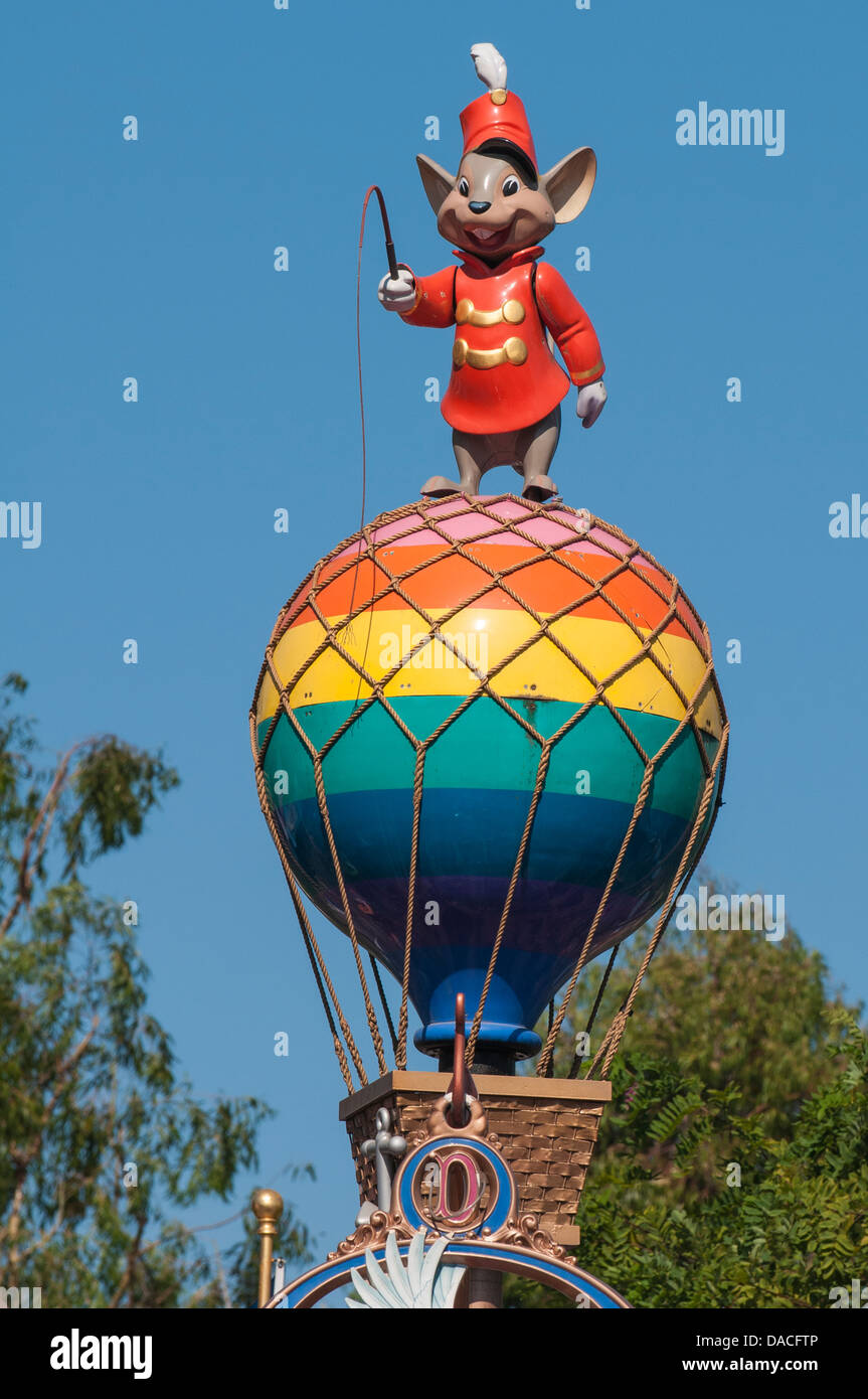 Dumbo the Flying Elephant ride Fantasyland Disneyland, Anaheim ...