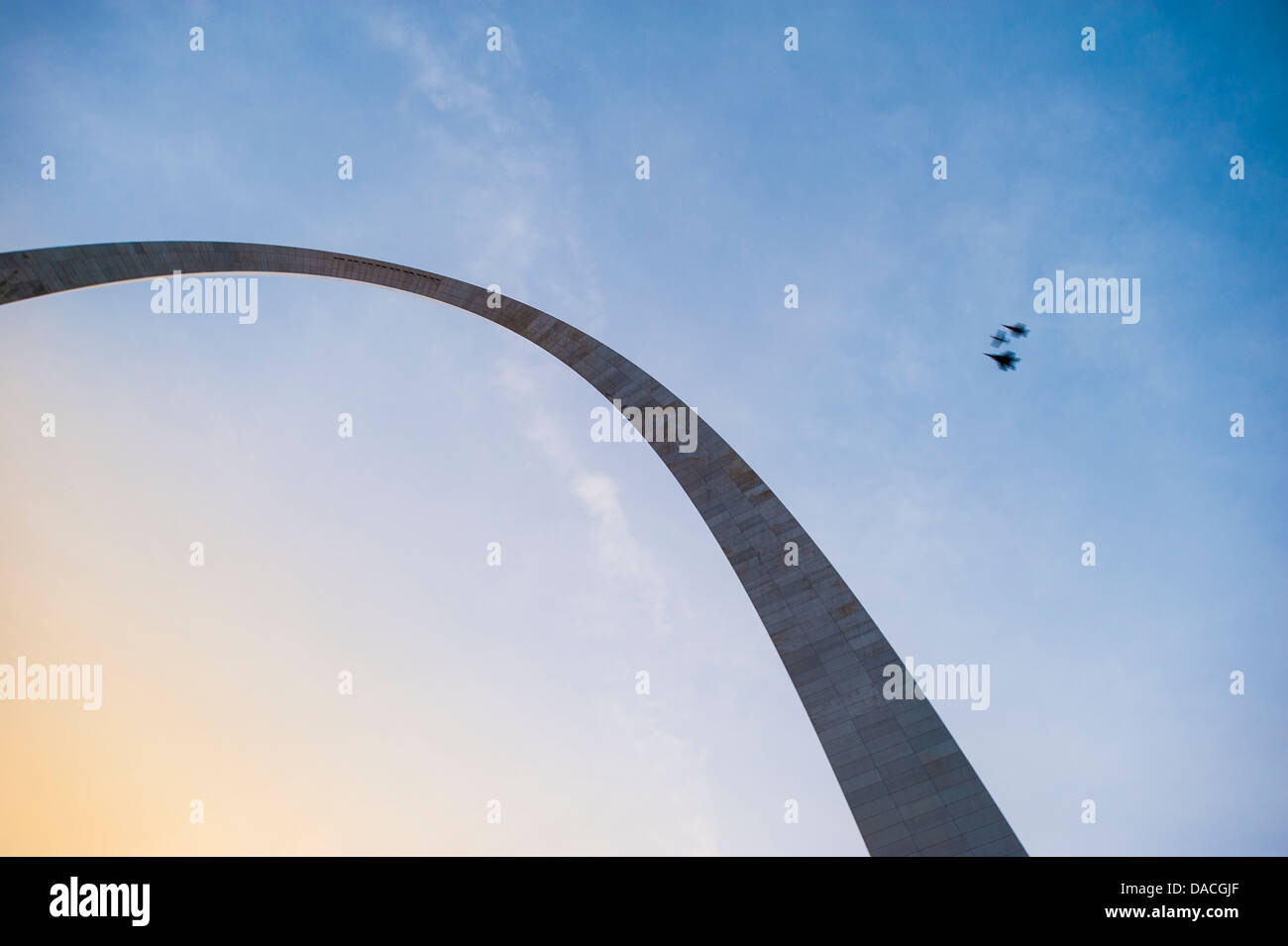 Planes flying in formation past the Gateway Arch in St. Louis, Missouri ...