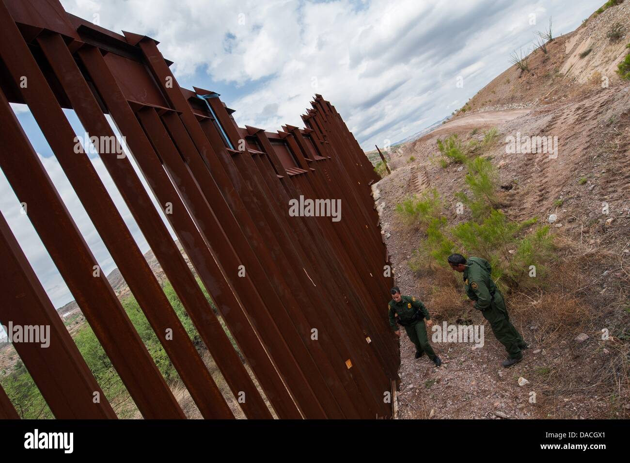 Tied with straps hi-res stock photography and images - Alamy