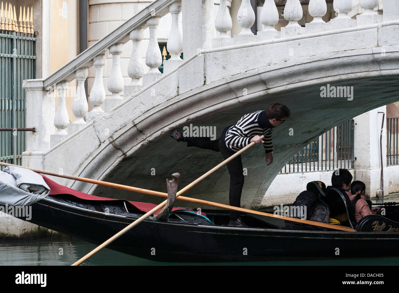 Gondoliere veneto hi-res stock photography and images - Alamy
