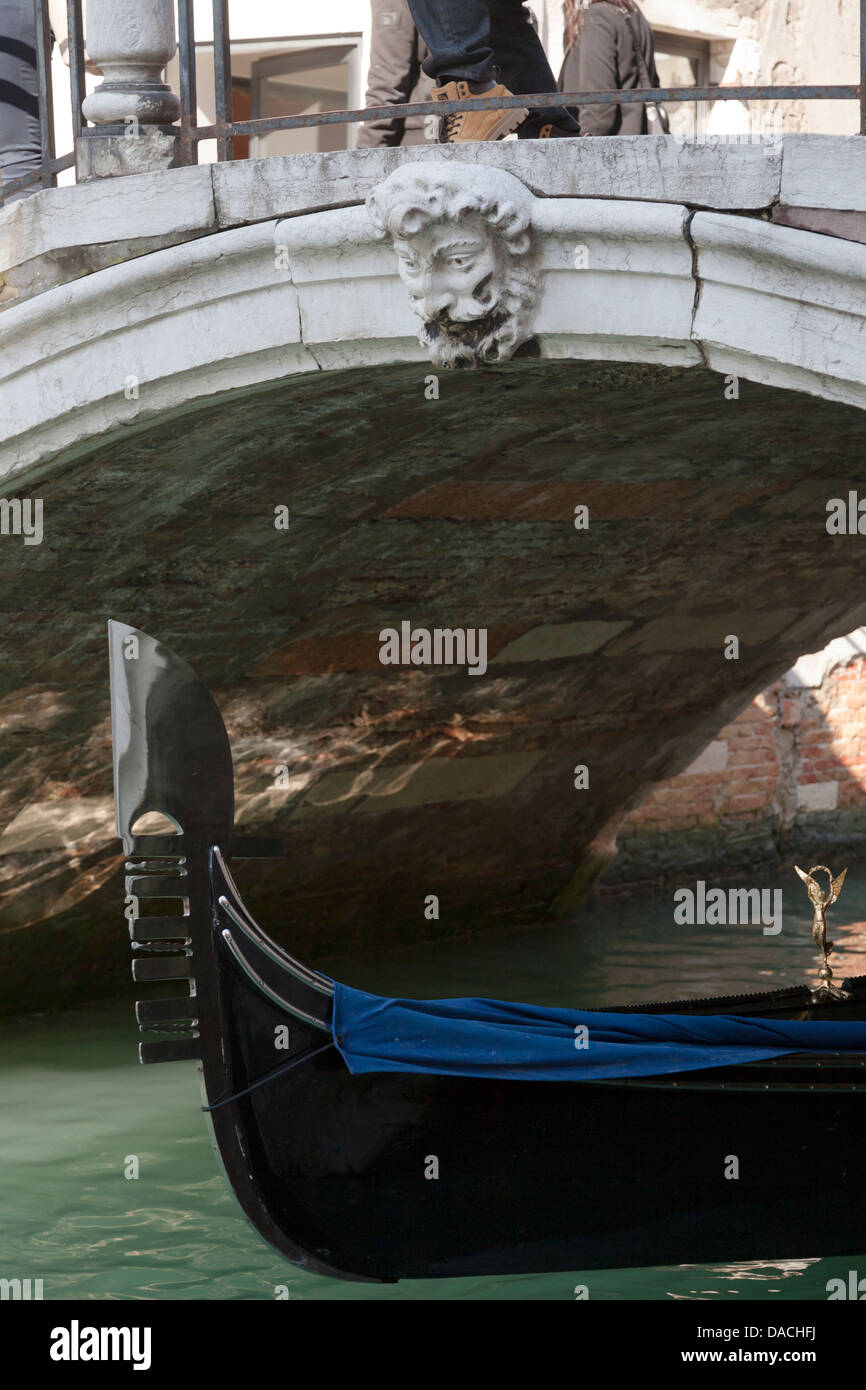 Gondola under bridge hi-res stock photography and images - Alamy