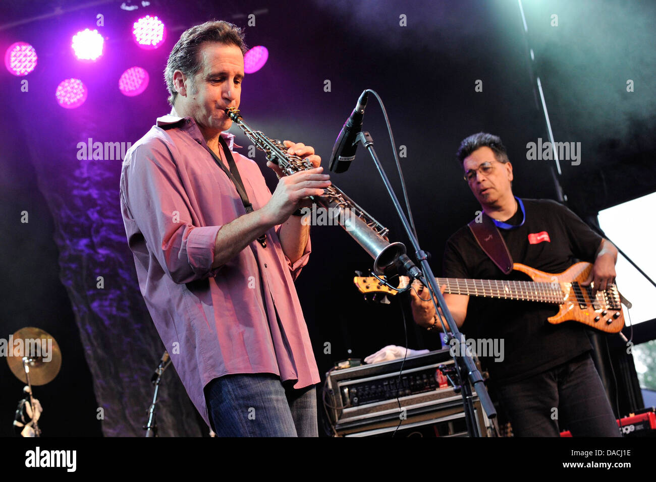 Jimmy Haslip High Resolution Stock Photography and Images - Alamy