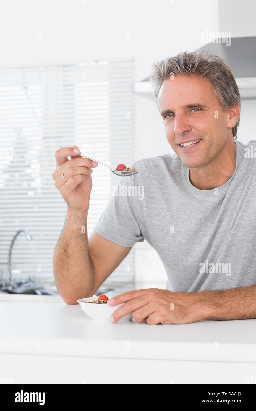 Kitchen counter eating cereal hi-res stock photography and images - Alamy