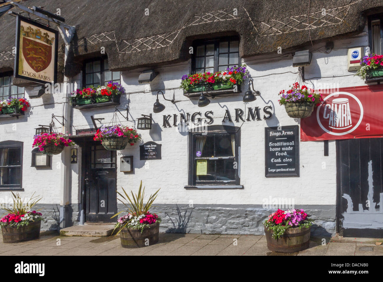 England Dorset, Wareham, Kings arms pub Stock Photo - Alamy