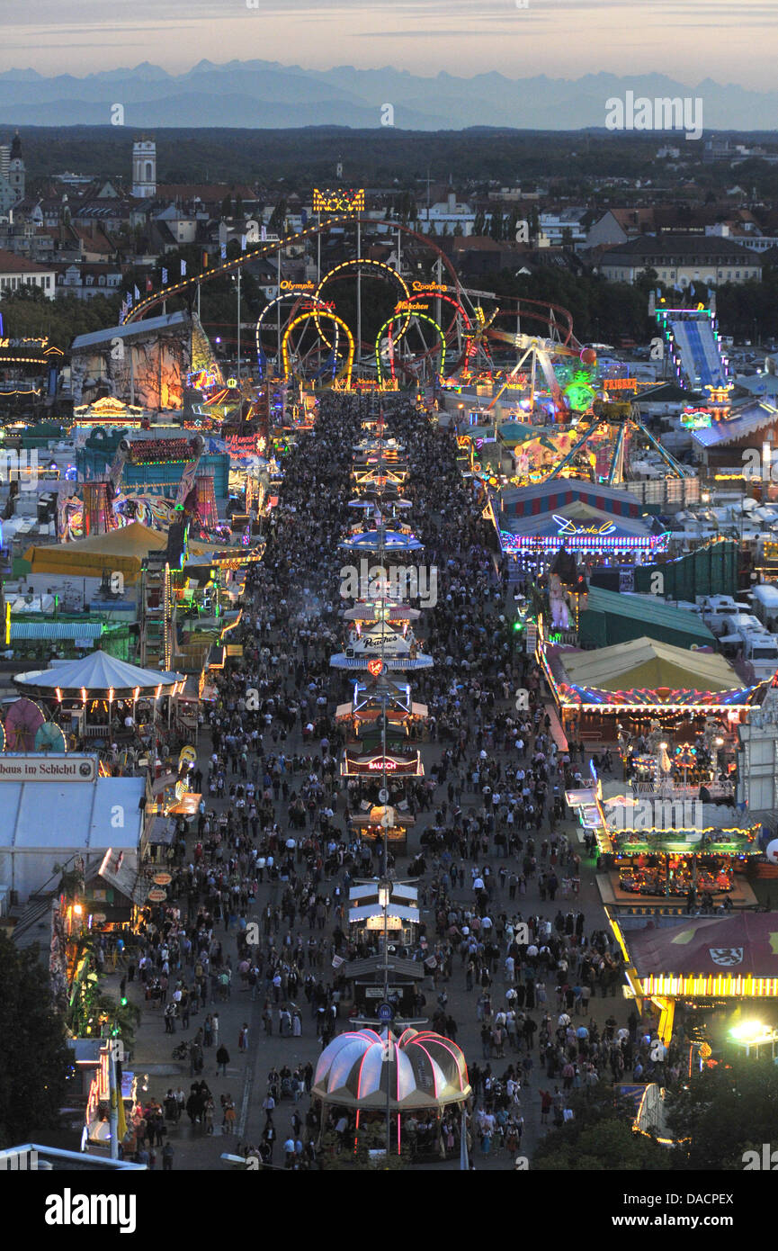 Oktoberfest grounds hi-res stock photography and images - Alamy