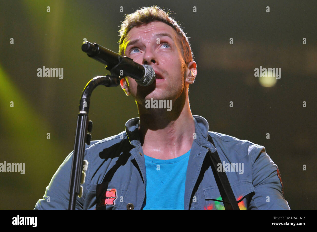 Singer Chris Martin of the British pop rock band Coldplay performs on ...