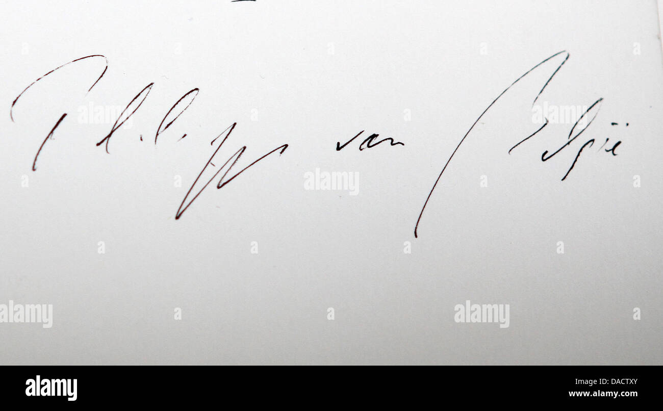 Signature of Crown Prince Philippe of Belgium seen during a conference ...