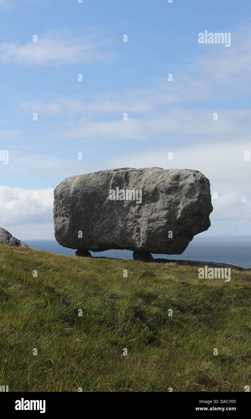Balancing stone on Ben Hogh Isle of Coll Scotland July 2013 Stock Photo - Alamy