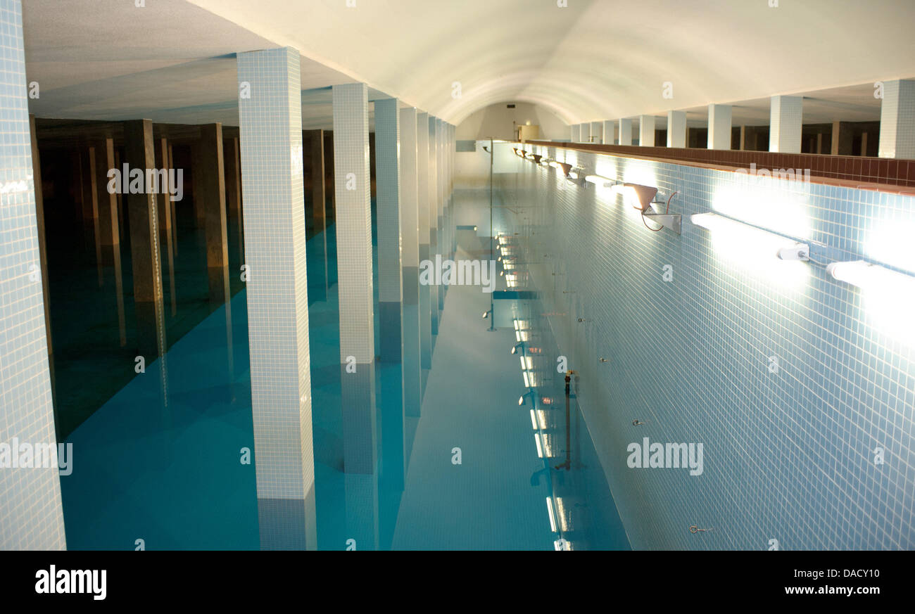 1700 meters hi-res stock photography and images - Alamy