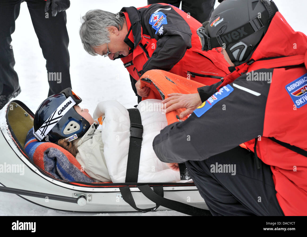 Members of a mountain rescue service of the German red cross (DRK) are ...