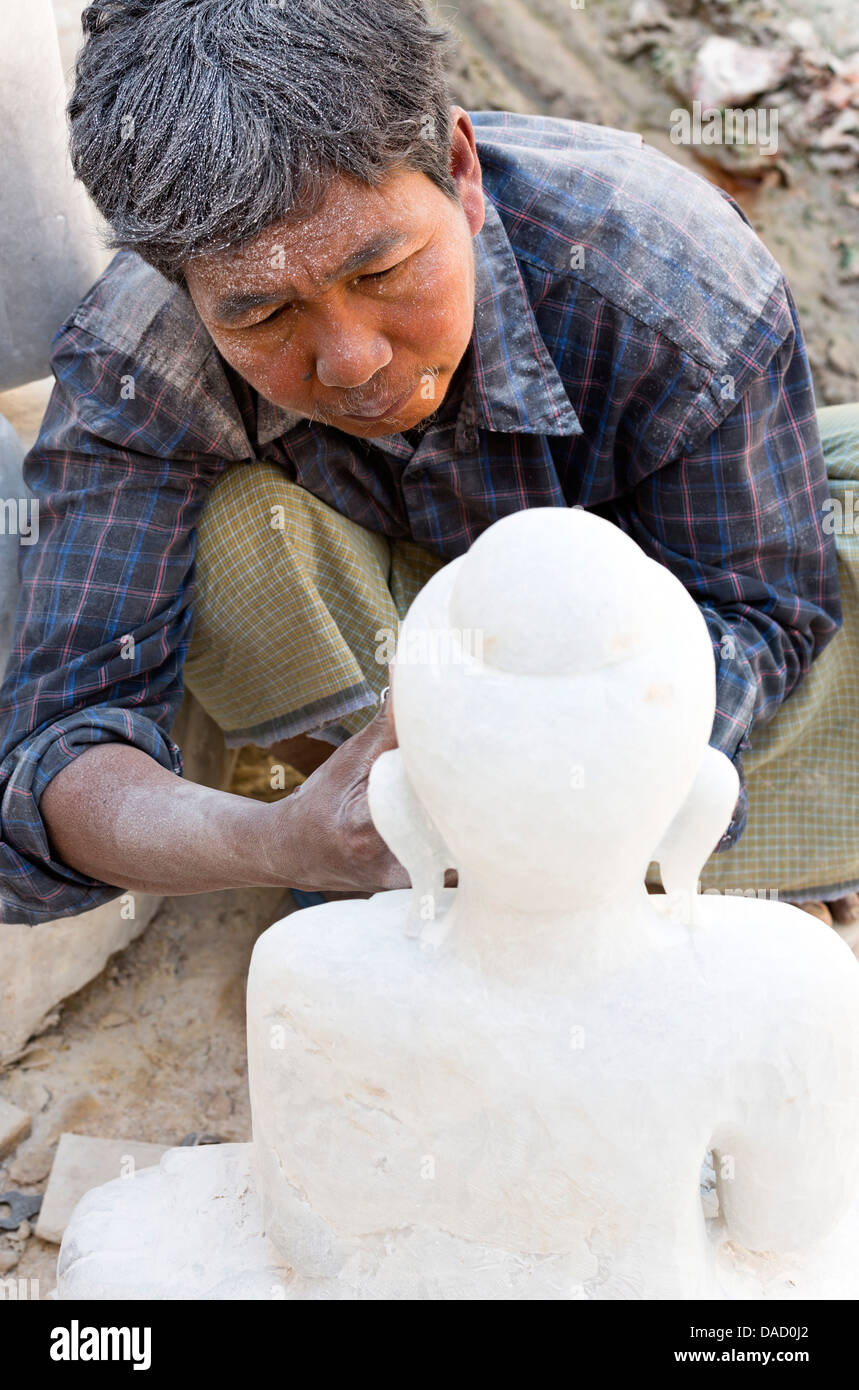 White marble carver myanmar hi-res stock photography and images - Alamy