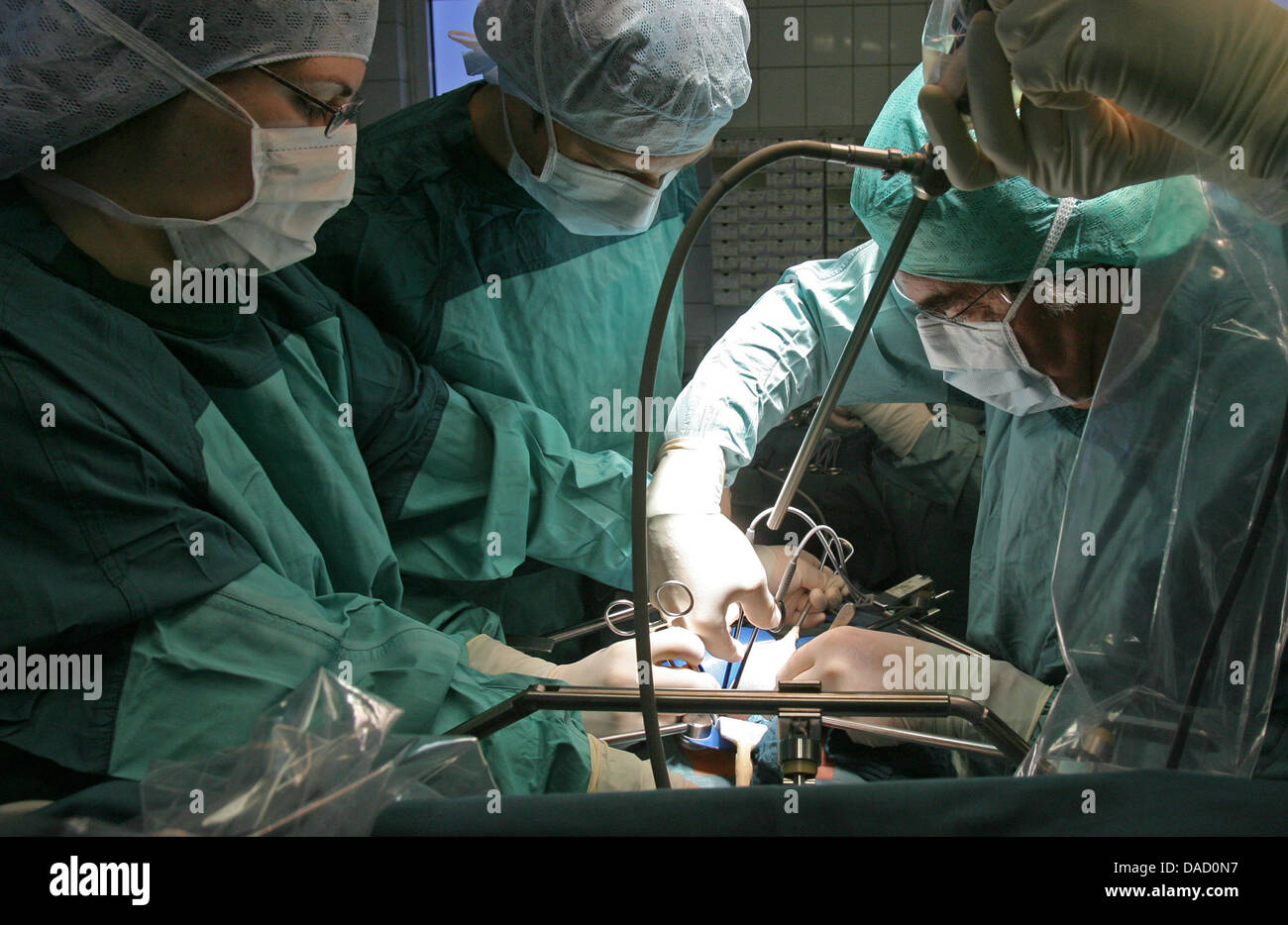 Kidney Operation Stock Photos & Kidney Operation Stock Images - Alamy